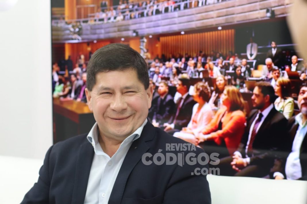 Oscar Alarcón y Christian Piatti pasaron anoche por una nueva edición ...