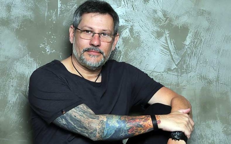 Gabriel Cartañá llega a Posadas con “¿Qué digo cuando digo te amo?”