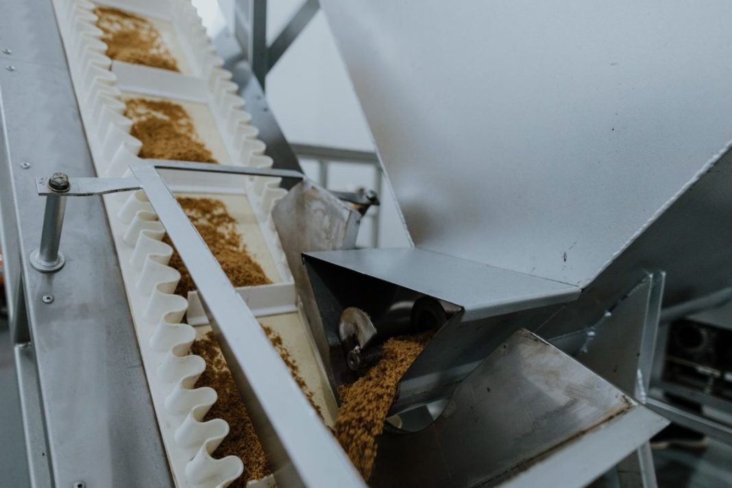 Mojón Grande avanza con barritas de cereal elaboradas con azúcar mascabo